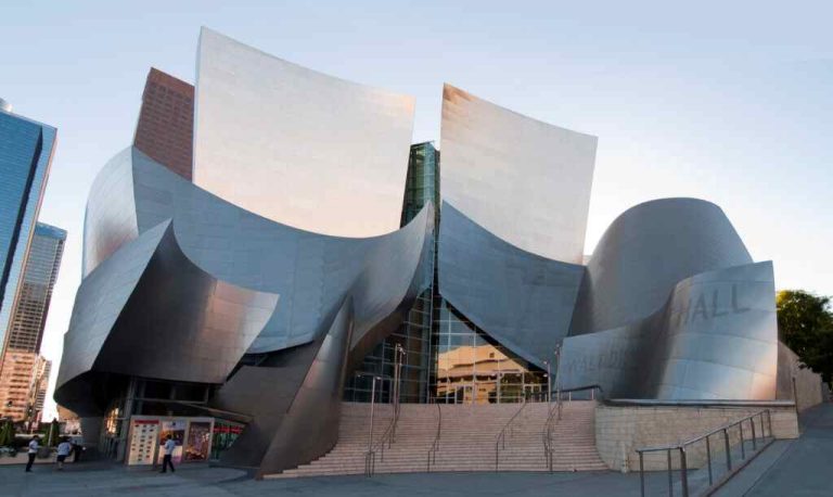 Understanding Arches: The Beauty and Strength of Curved Structures ...